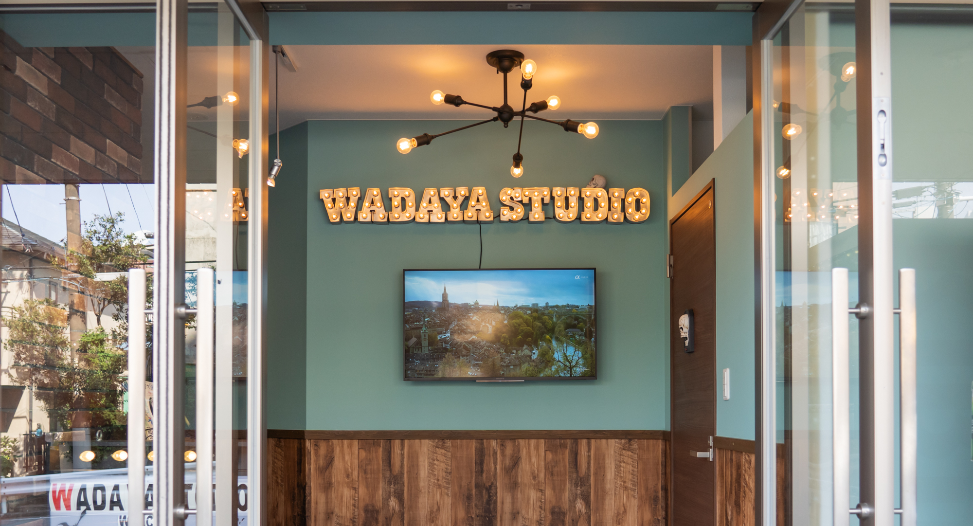 創業10周年を迎えました。 - ＜映像制作会社を横浜でお探しの方＞動画の企画制作・撮影スタジオ｜WADAYA STUDIO